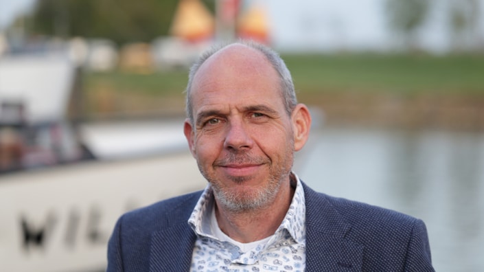 Five questions for Jan van Esch, Artium Experts - Rotterdam Maritime ...